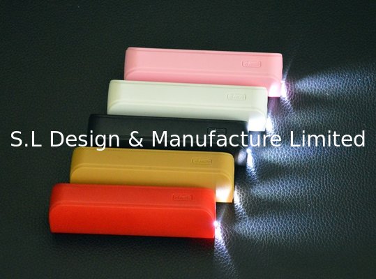univeral portable  power banks with LED torch supplier