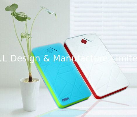 univeral portable colorful power banks supplier