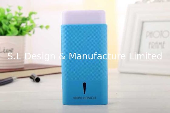 univeral portable  power banks with 3 usb ports supplier