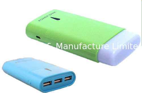 univeral portable  power banks with 3 usb ports supplier