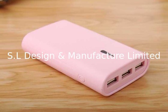 univeral portable  power banks with 3 usb ports supplier
