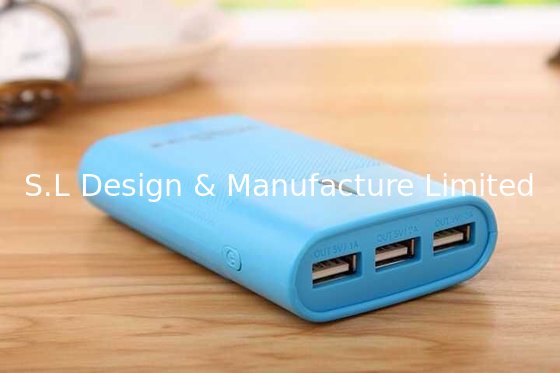 univeral portable  power banks with 3 usb ports supplier