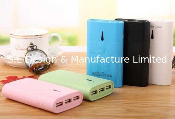 univeral portable  power banks with 3 usb ports supplier