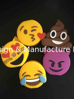 Custom pvc rubber silicone gift emoji face expression 2600mah cell phone mobile phone charger supplier