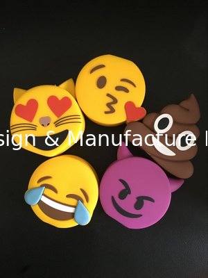 Custom pvc rubber silicone gift emoji face expression 2600mah cell phone mobile phone charger supplier