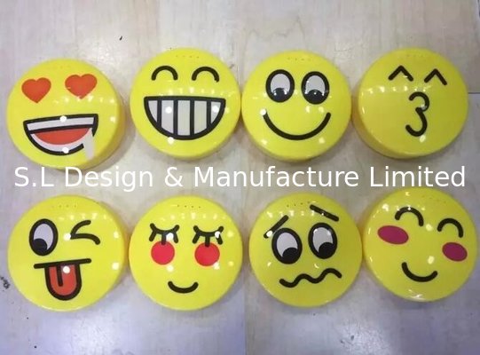 OEM printed customers' logo plastiic ABS gift emoji face expression 4000mah 4400mah 5200mah cell phone mobile phone char supplier