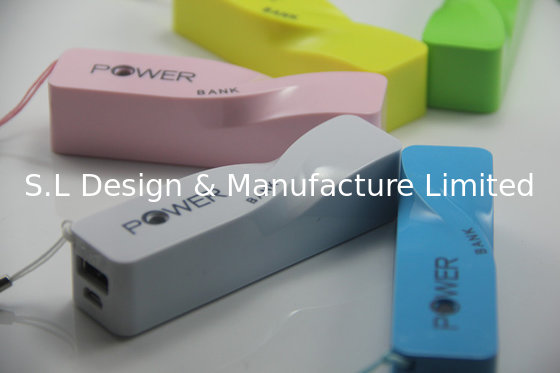 Newest Portable twist lipstick shape powerbank 2600 mah USB power bank supplier