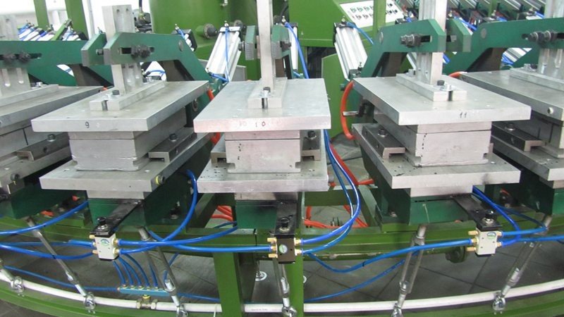 Lz-Xc60 Shoe Sole Making Machine with Automatic Rotary Production Line