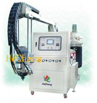 Low Pressure PU Foam toys foaming Machinery / PU pillows polyurethane foam filling machine supplier