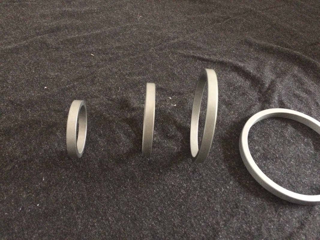 SSIC+P silicon carbide seals ring and mg1 mechanical seals 90 -110W/m.K