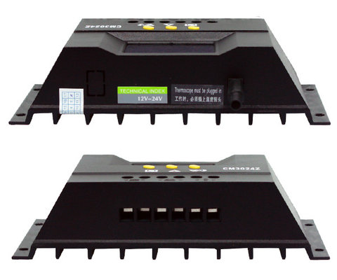 30A CM3024Z PWM Solar Charge Controller Regulators LCD Display supplier