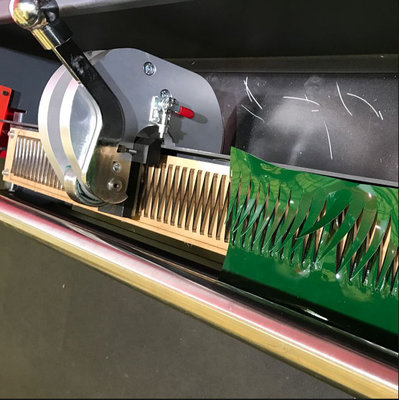 Lightweight Conveyor Belt Splicing Machine Single Finger / Double Fingers Punch Press supplier