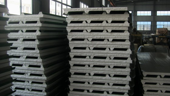 PE Painting PU Sandwich Panel / EPS Panel Building construction material