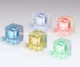China CE RoHS Approved IP68 Waterproof Solar Powered Glass Ice Brick Lights For Underground Paver Pool Garden supplier