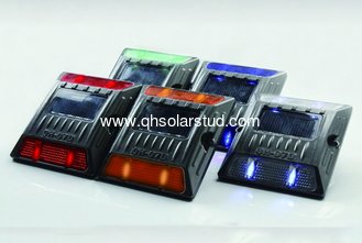 China Factory Wholesale IP68 Waterproof Pavement Marker Reflective Aluminum Alloy LED Solar Cat Eyes For Traffic Safety supplier