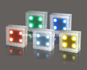 China CE&ROHS Frosted Waterproof Glass Led Ice Brick Paver 10 x10cm Solar Pathway Garden Light With 14 Months Guarantee Period supplier