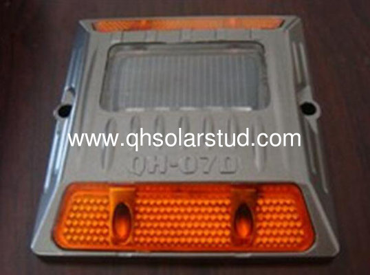 Factory Wholesale IP68 Waterproof Pavement Marker Reflective Aluminum Alloy LED Solar Cat Eyes For Traffic Safety supplier