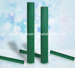China chicken cage welded wire mesh fence supplier