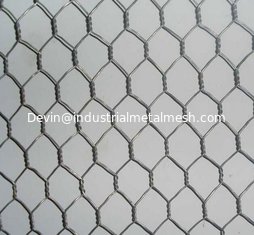 China chicken wire fence mesh application for roost mesh fence supplier