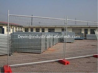 China Hot dipped galvanized high quality chain link temporary fence supplier