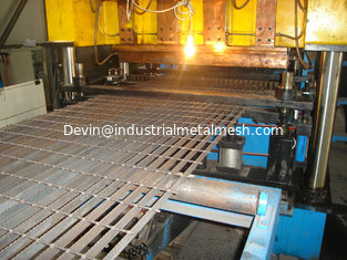 China Customize hot dipped galvanizing steel grating walkway grating supplier