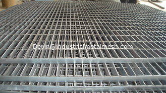 China Building Frame Structure Galvanized Steel Grate Stair Treads supplier