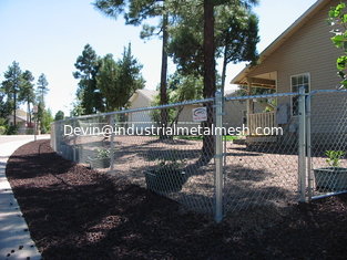 China Chain Link Fence/Diamond Wire Mesh Fencing supplier