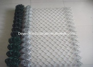 China 11.5 gauge Galvanized steel chain link fence fabric supplier