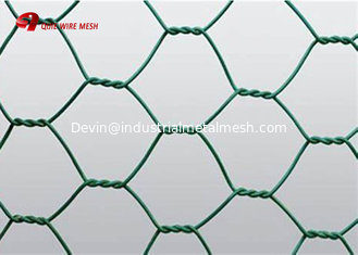 China galvanized or pvc coated rabbit netting / poultry net hexagonal wire mesh supplier