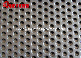 China Regular  stagger corrugated perforated stainless steel sheets for household articles supplier