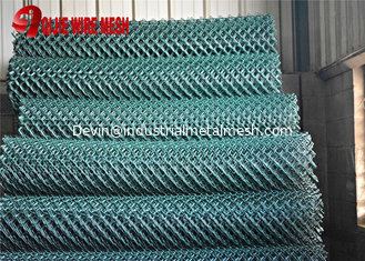 China Hot Dip Galvanised Chain Link Fence With Competitive Price supplier