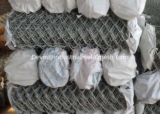 China Alibab Cheap Cyclone Wire Mesh Galvanized Chain Link Fence With High Quality supplier