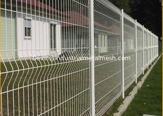 China Triangle Curved Welded Wire Mesh Fence/Nylofor 3d Fence supplier