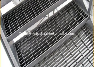 China Heavy 32x5 Galvanized Steel Grating Prices In Metal Building Materials supplier