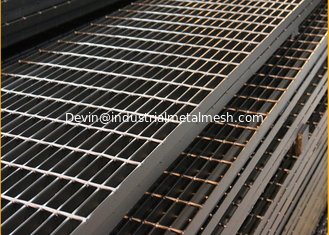 China Steel Grating/High Quality Walkway| Floor Serrated Steel Grating For Water Drainage supplier