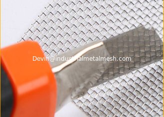China Specialized Production 14 Mesh* 0.6mm Wire Epoxy Black Powder Coated Stainless Steel Window Screen For Invisible supplier