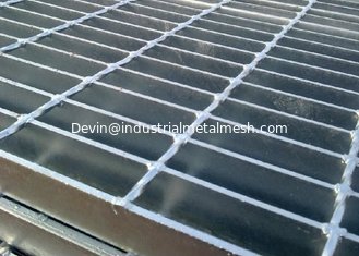 China Metal Building Materials Hot Dipped 32 X 5mm Galvanized Steel Grating supplier