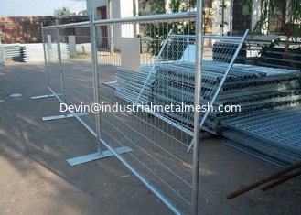 China Galvanized Welded Mesh Temporary Fence, Removable Mesh Fnece Panel,Cheap Wrought Iron Fence Panel For Sale supplier