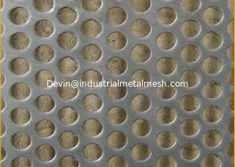 China Standard 2B Finish Honeycomb Perforated Stainless Steel Sheets With 1524mm Width supplier