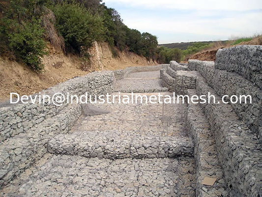 ASTM A 975 standard galvanized gabion baskets with 2.7mm wire, 8x10cm hole size for hydraulic structures supplier