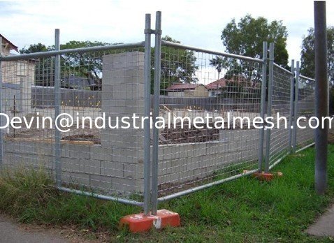 temp site fencing panels temporart fencing panels 2.1mtr x 2.5mtrs 42 microns hot dipped galvanized temp site fencing supplier