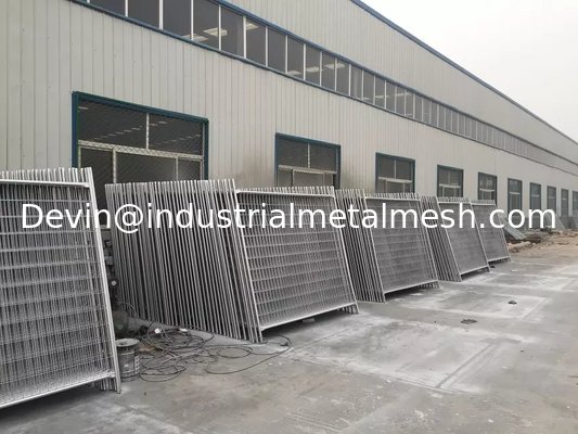 AS 4687 standard 2400x2100mm temporary fence panels with concrete filled plastic feet and clamps for Australia supplier