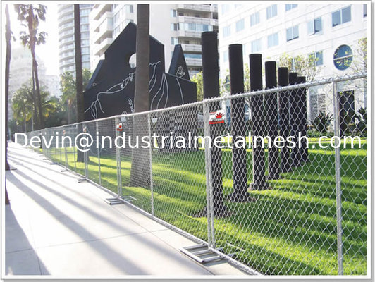 Galvanised 2400x2100mm temporary fence panels with concrete block and clamps for Canada supplier
