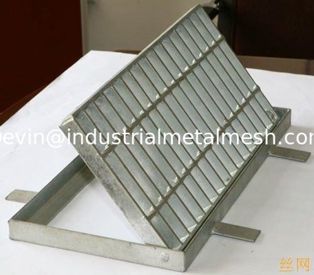 30X5mm serrated galvanized steel grating supplier