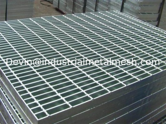 30X5mm serrated galvanized steel grating supplier