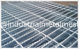 30X5mm serrated galvanized steel grating supplier