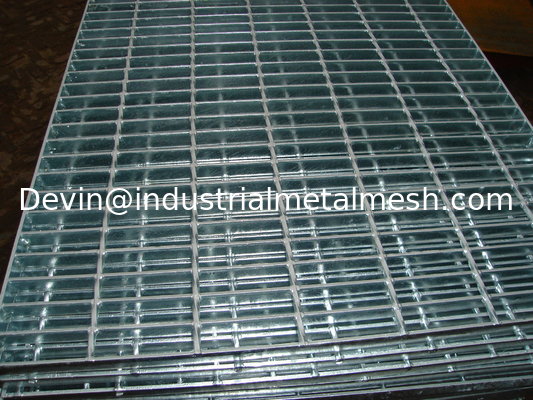High quality step steel grating price , step steel grating price for driveway drainage grates supplier