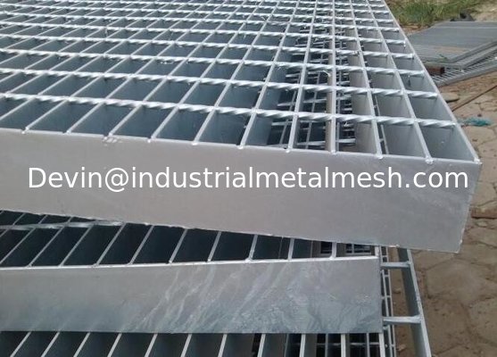 30X5mm serrated galvanized steel grating for floor grating and drainage covering supplier