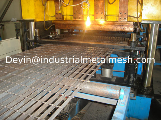 Factory Price Hot Dipped Galvanized Low Carbon Steel Grating For Sale supplier