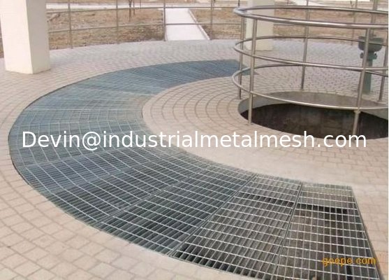 Serrated Steel Grating/Webforge Steel Grating/Bar Grating 30X3 galvanized steel grating supplier